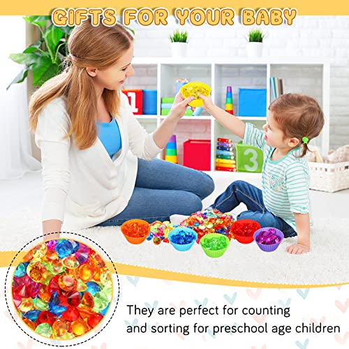 Leitee 132 Pcs Fine Motor Toys Counting Sorting Sensory Bin Filler, 120 Acrylic Fake Gems 4 Tweezers 2 Scissors Clips 6 Cups for Boys Girls Early Education and Sorting Counting Training Development