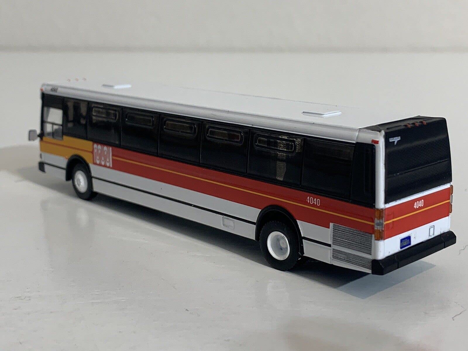 Grumman 870 Transit Bus-Muni, San Francisco California Iconic Replicas 1/87 Scale New in The Box 5" Long