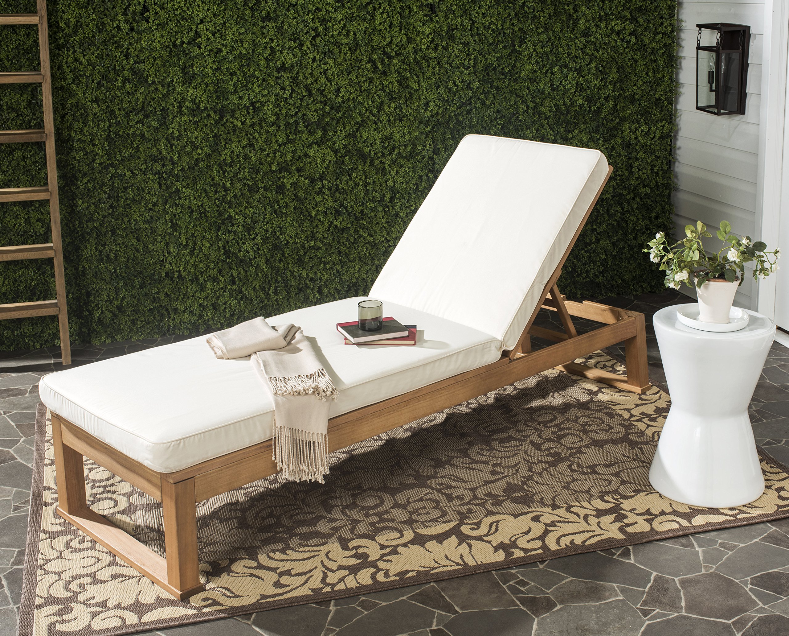 SAFAVIEH Outdoor Collection Solano Natural Brown Solid Wood/Beige Cushion Patio Adjustable Chaise Lounge Chair (PAT7024A)