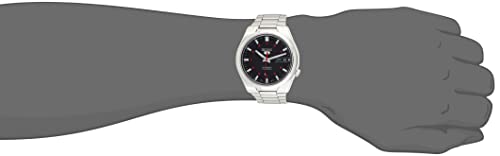 Seiko Men's 5' Japanese Automatic Stainless Steel Casual Watch, Color: Black dial (Model: SNK617)