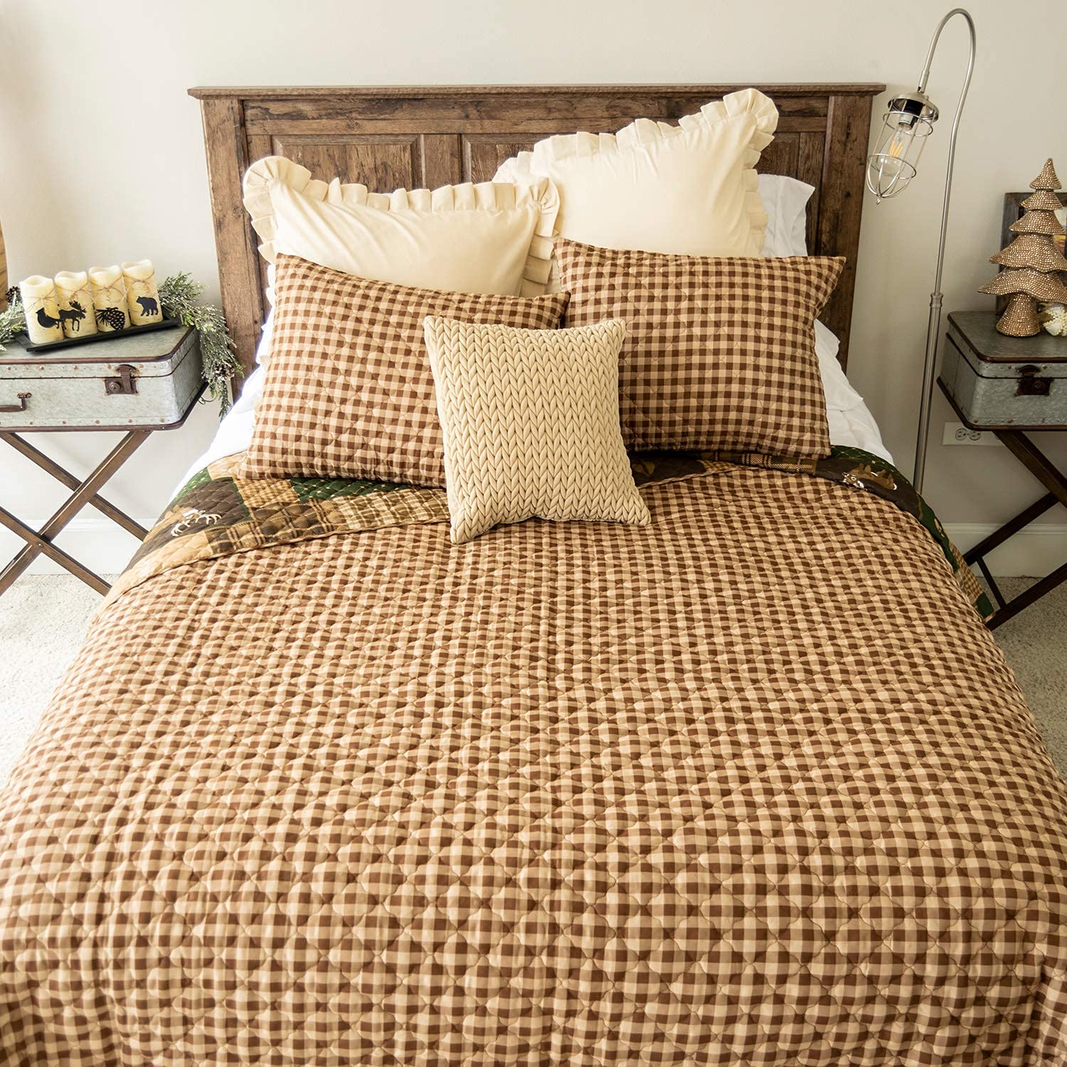 Donna Sharp Full/Queen Bedding Set - 3 Piece - Green Forest Lodge Quilt Set with Full/Queen Quilt and Two Standard Pillow Shams - Fits Queen Size and Full Size Beds - Machine Washable