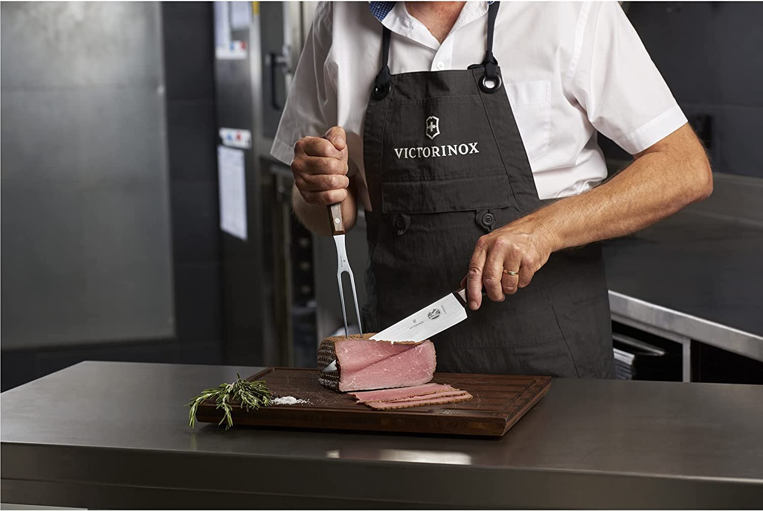 Victorinox Chef's Knife - Kitchen Knife for Home Essentials - Cooking Knife for All Cuts of Meat - Wooden Handle, 8.5"