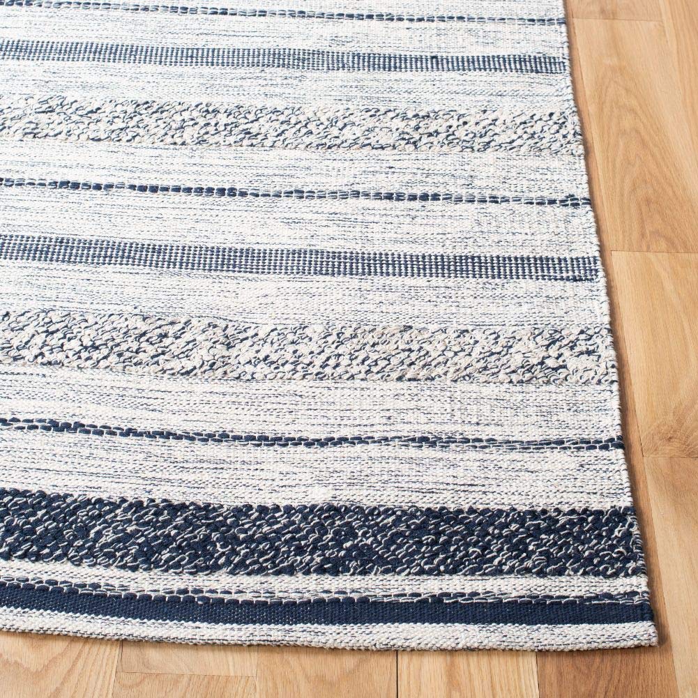 SAFAVIEH Striped Kilim Collection 6' x 9' Ivory / Navy STK517A Handmade Flatweave Cotton Area Rug