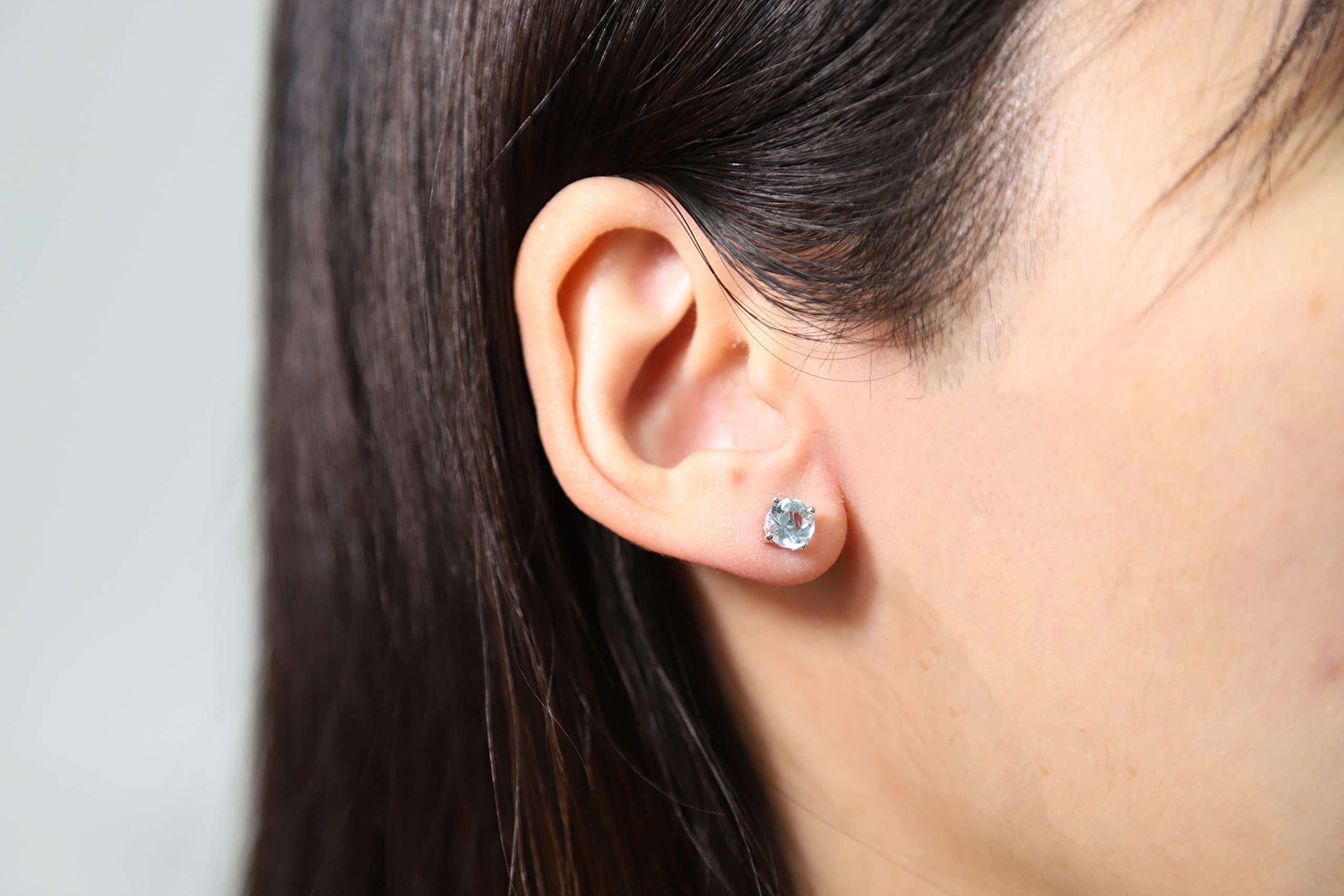 Gin & Grace women's 14K White Gold Genuine Aquamarine Earrings With Diamonds | Ethically, Authentically & Organically Sourced (Round-Cut) Shaped Stud Aquamarine Hand-Crafted Jewelry RD50E-AQ