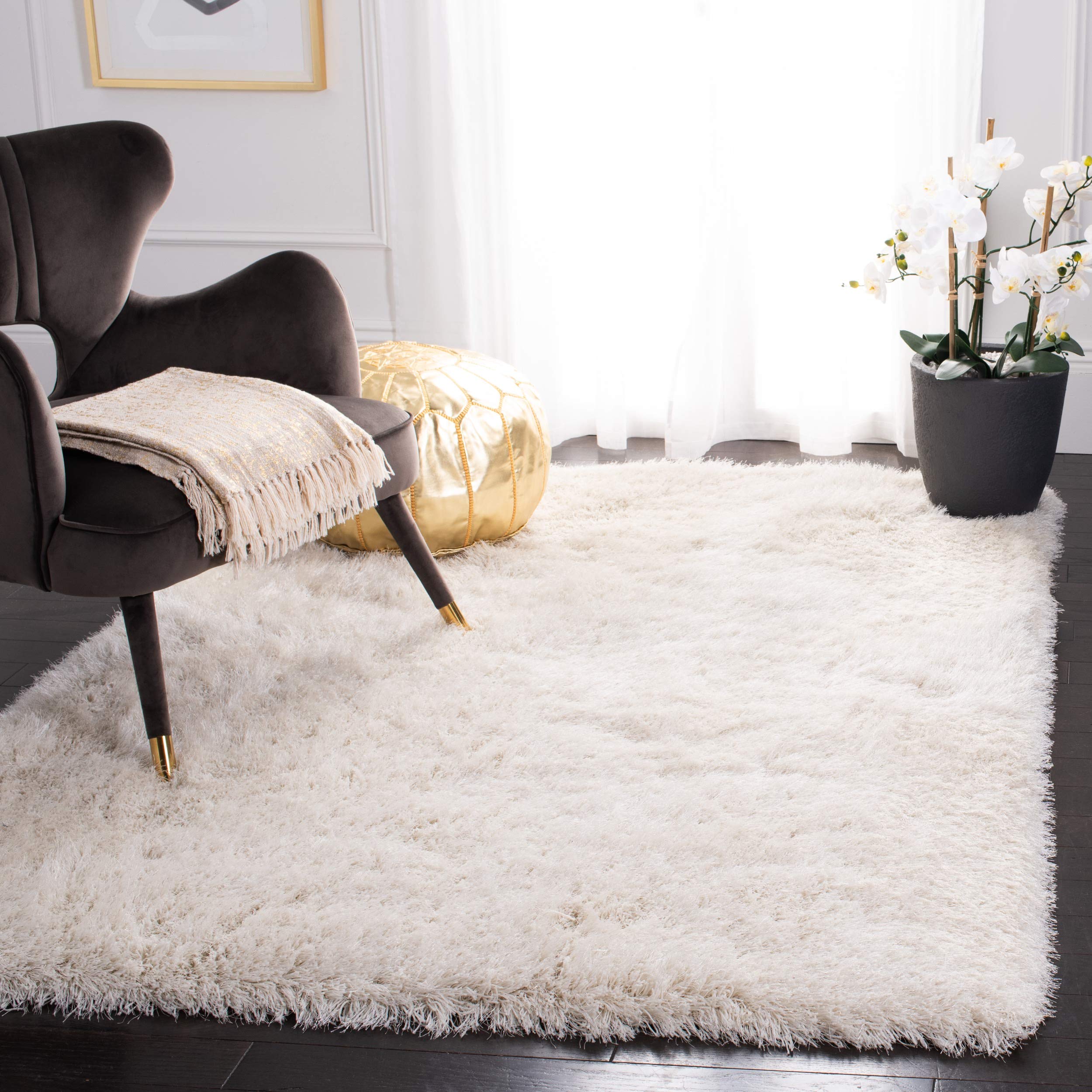 SAFAVIEH Venice Shag Collection Accent Rug - 2' x 3', Pearl, Handmade Glam, 3-inch Thick Ideal for High Traffic Areas in Entryway, Living Room, Bedroom (SG256P)