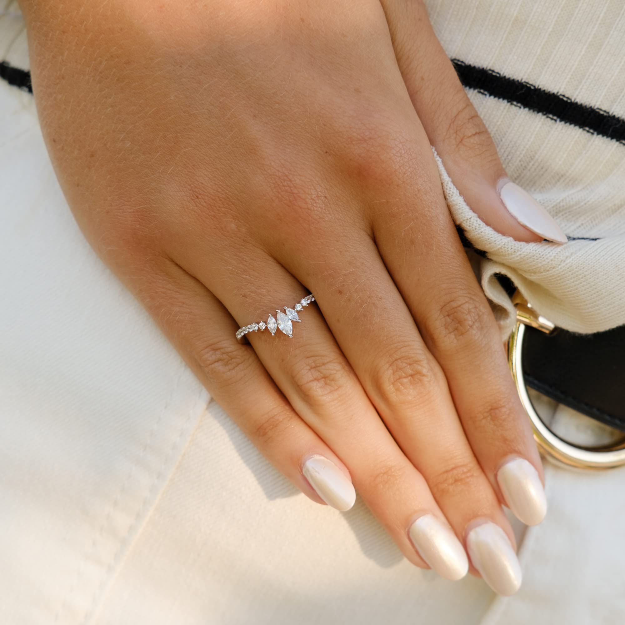 espere Rhodium Plated Sterling Silver Tiara & Crown Dainty Curved Wedding Band Ring Marquise Cut 3-Stone V Arched Promise Ring Size 4