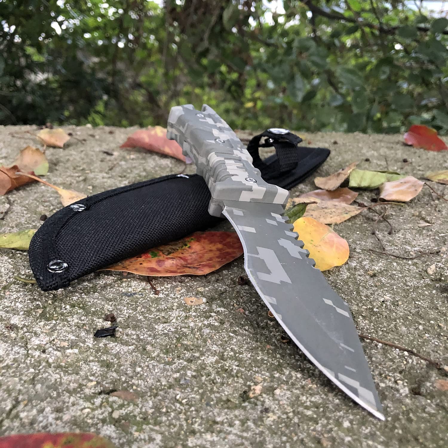 DARTIGIANO Camouflage Daggers, Military Training Knives, Camping Enthusiasts and Survivors Combat Knives, Soldier Cosplay Props