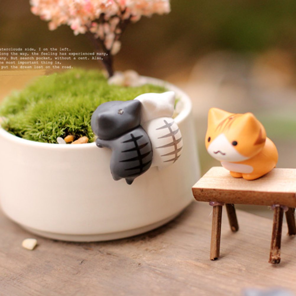 Mini Cute Cats Miniature Garden Micro Kitty Landscape Ornament Decorations Home Succulent Bonsai Plant Pots Craft Decor (Random Style)