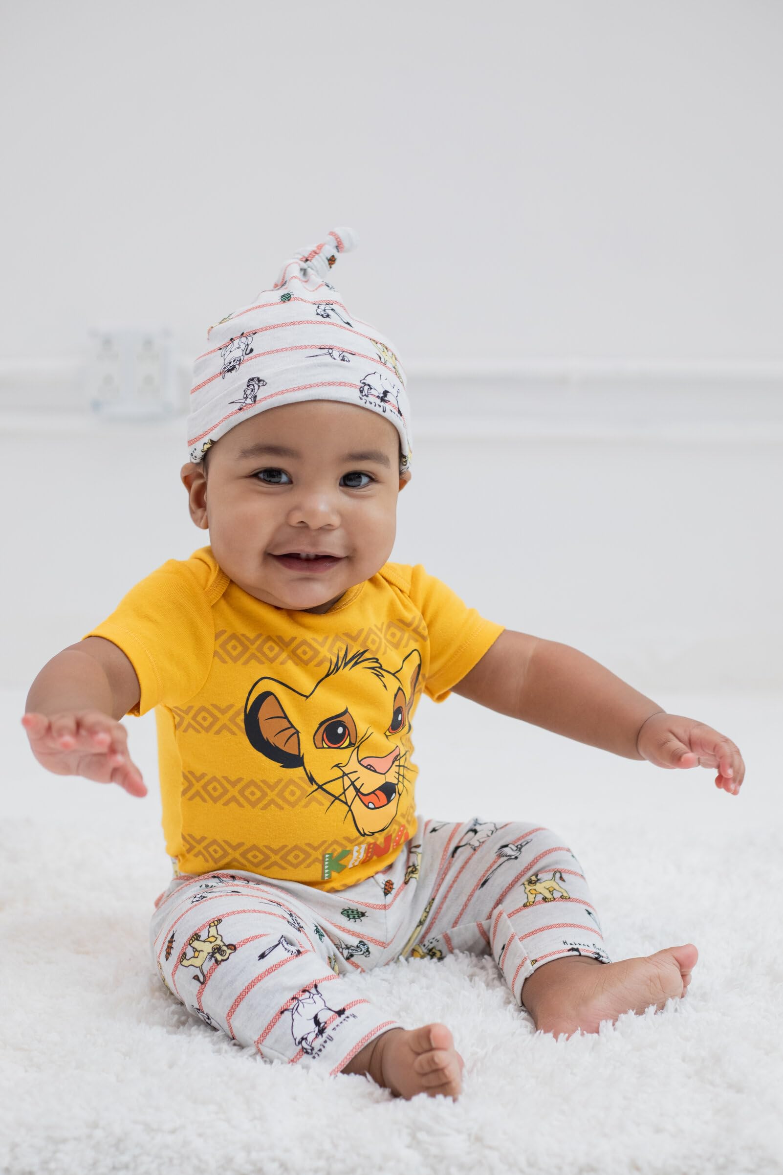 Disney Lion King Simba Infant Baby Boys 3 Piece Outfit Set: Cuddly Bodysuit Pants Hat orange/White 3-6 Months