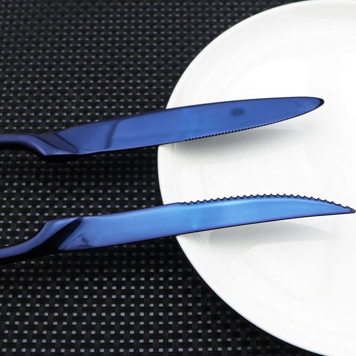 Uniturcky Flatware Set 18/10 Stainless Steel Mirror Polished Blue Cutlery - Silverware Utensil Set of Serrated Steak Knife Dinner Fork Knife Spoon Salad Fork Dessert Spoon,24 Piece Service for 4