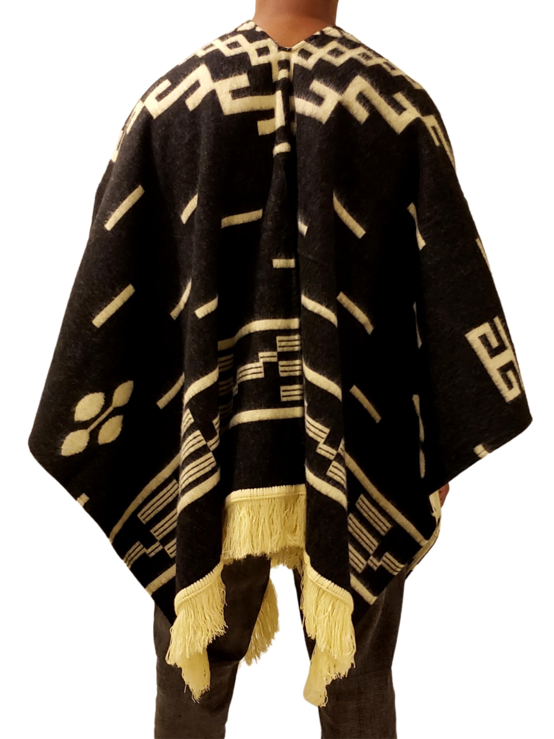 DAVLINA, Clint Eastwood, Alpaca Wool Poncho: Western Style, Unique and Handmade in Ecuador. Thick, Warm and Soft Wool Poncho (Black)