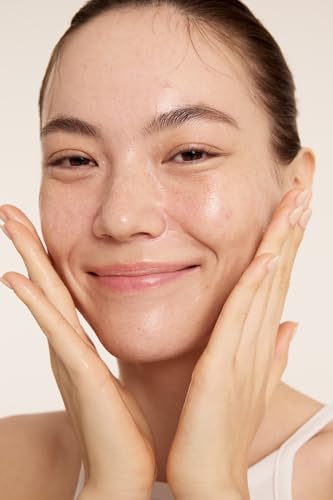 Sulwhasoo Essential Comfort Balancing Water - Moisturizing Korean Face Toner for Dry & Sensitive Skin, Hydrating, Soothing, Nourishing & Balancing - 5.07 fl. oz.