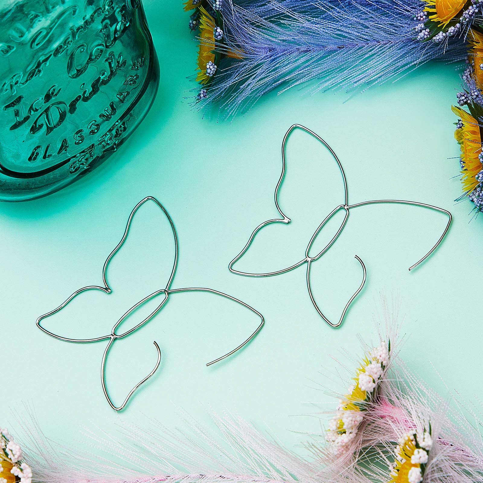 Hinly 2 Pairs Large Butterfly Earrings Dainty Gold Big Hollow Butterfly Earrings Silver Metal Butterfly Hoop Earrings Boho Dangle Beach Earring Statement Dangle Oversized Hoop Earring (Bright Style)