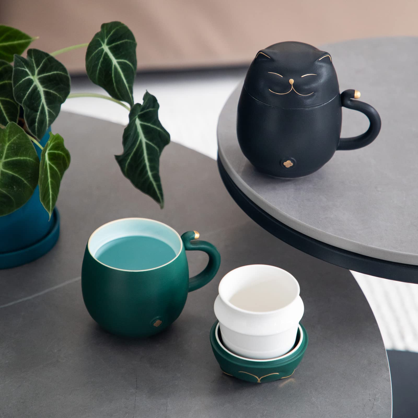 HEER Ceramic Tea Cup with Infuser and Lid, Cute Lucky Cat Coffee Mug Gift for Cat Lovers, Chinese Loose Leaf Tea Steeper. (Green)