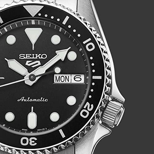 Seiko 5 Sports SKX ‘Midi’ 38mm Black | Stainless Steel Bracelet SRPK29K1
