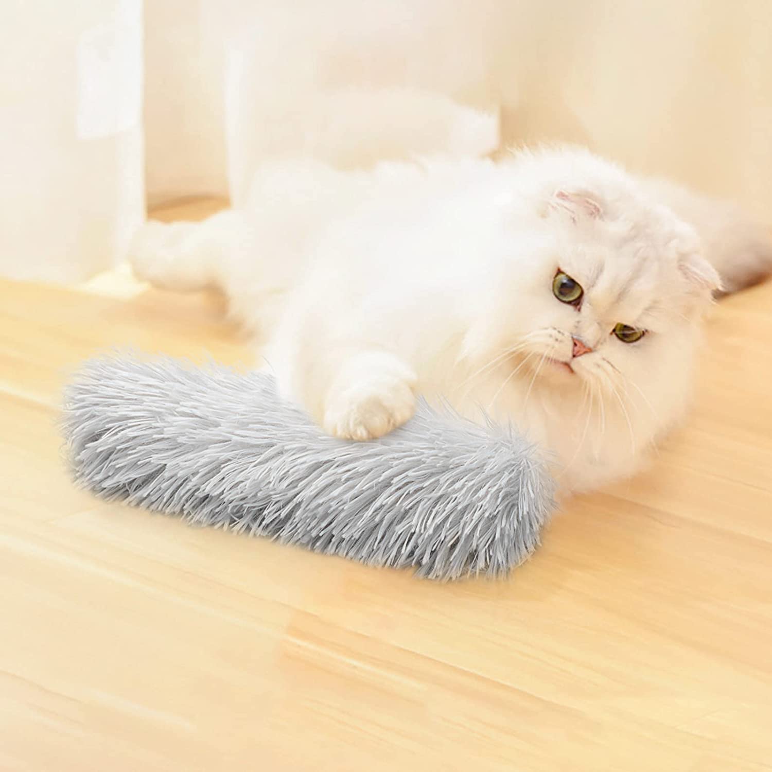 Dorakitten Cat Catnip Toys for Indoor Kitten: 3 Pcs Soft and Resistant Pillows Toy - Interactive Cat Kicker Toy with Catmint and Crinkle Plush Cat Chew Teething Clean Toy for Small Cats (Green)