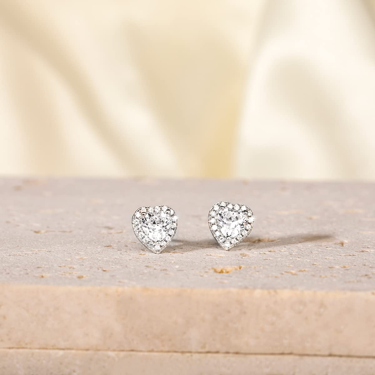 EAMTI 925 Sterling Silver Stud Earrings for Women 0.5CT Heart Cut Cubic Zirconia CZ Stud Earrings 18K White Gold Plated Stud Earrings Men Hypoallergenic