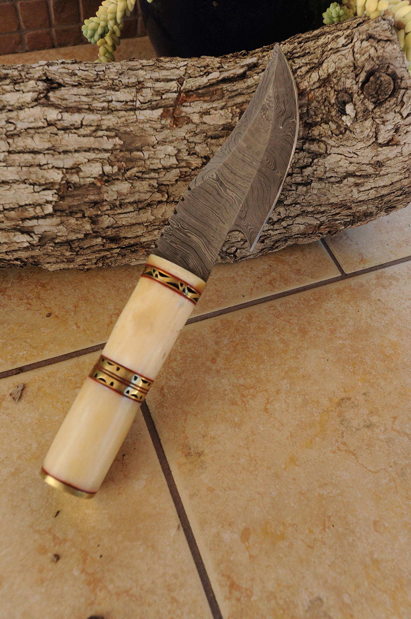 DKC Knives DKC-817 Katmandu Damascus Steel Hunting Knife 13.5oz 5.5" Blade 10.5" Long