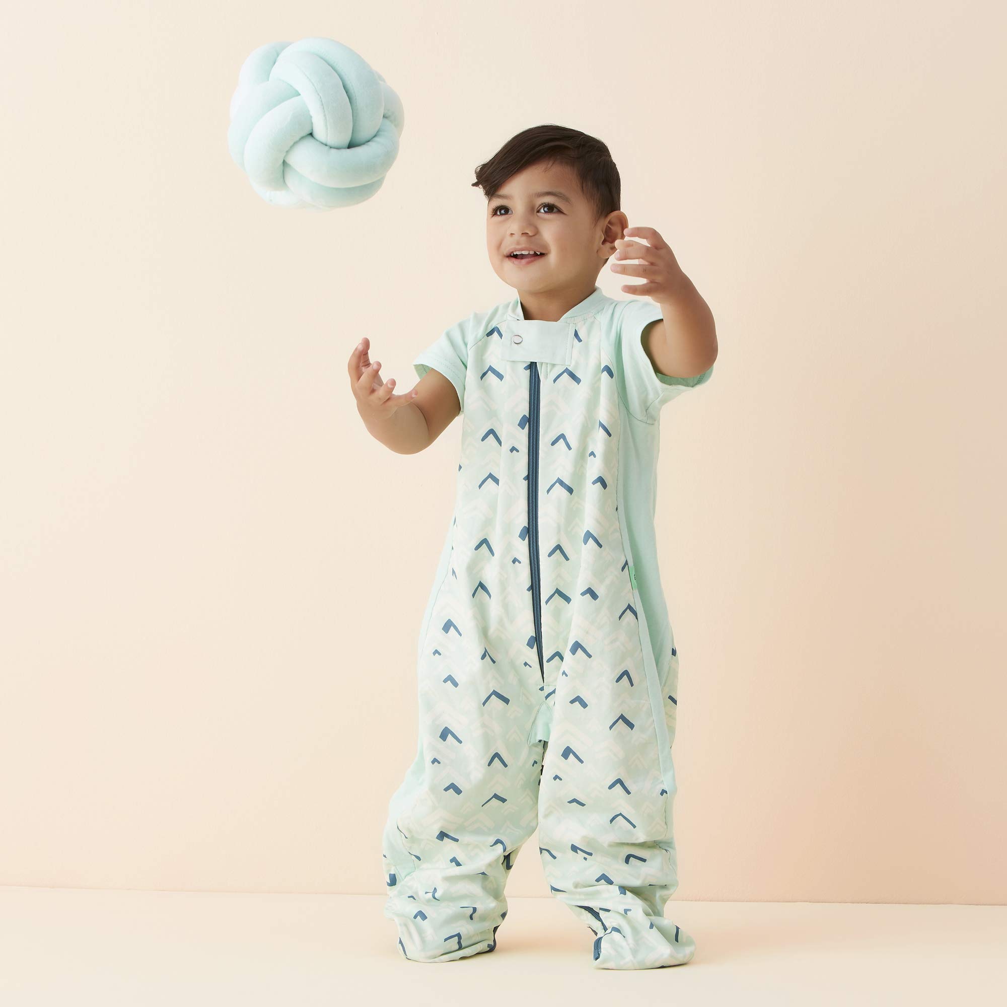 ergoPouch 1.0 TOG Sleep Suit Bag. 100% Organic Cotton with Short Cotton Sleeves