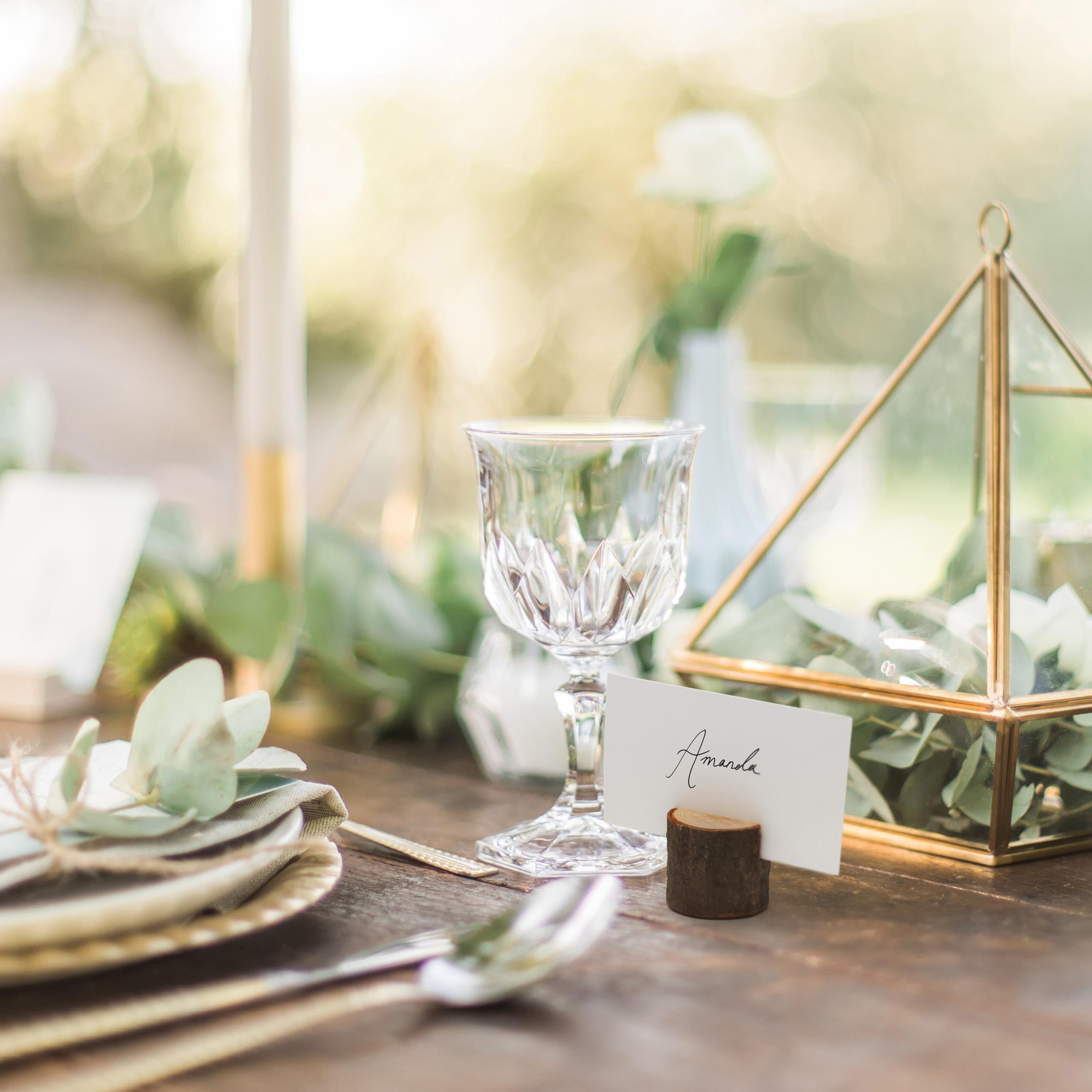 THE TWIDDLERS 50 Rustic Wood Place Card Holders with 50 White Table Name Cards 3.5 x 2 - Reserved Seating for Wedding, Party Buffet, Banquet, Dinner, Food Labels