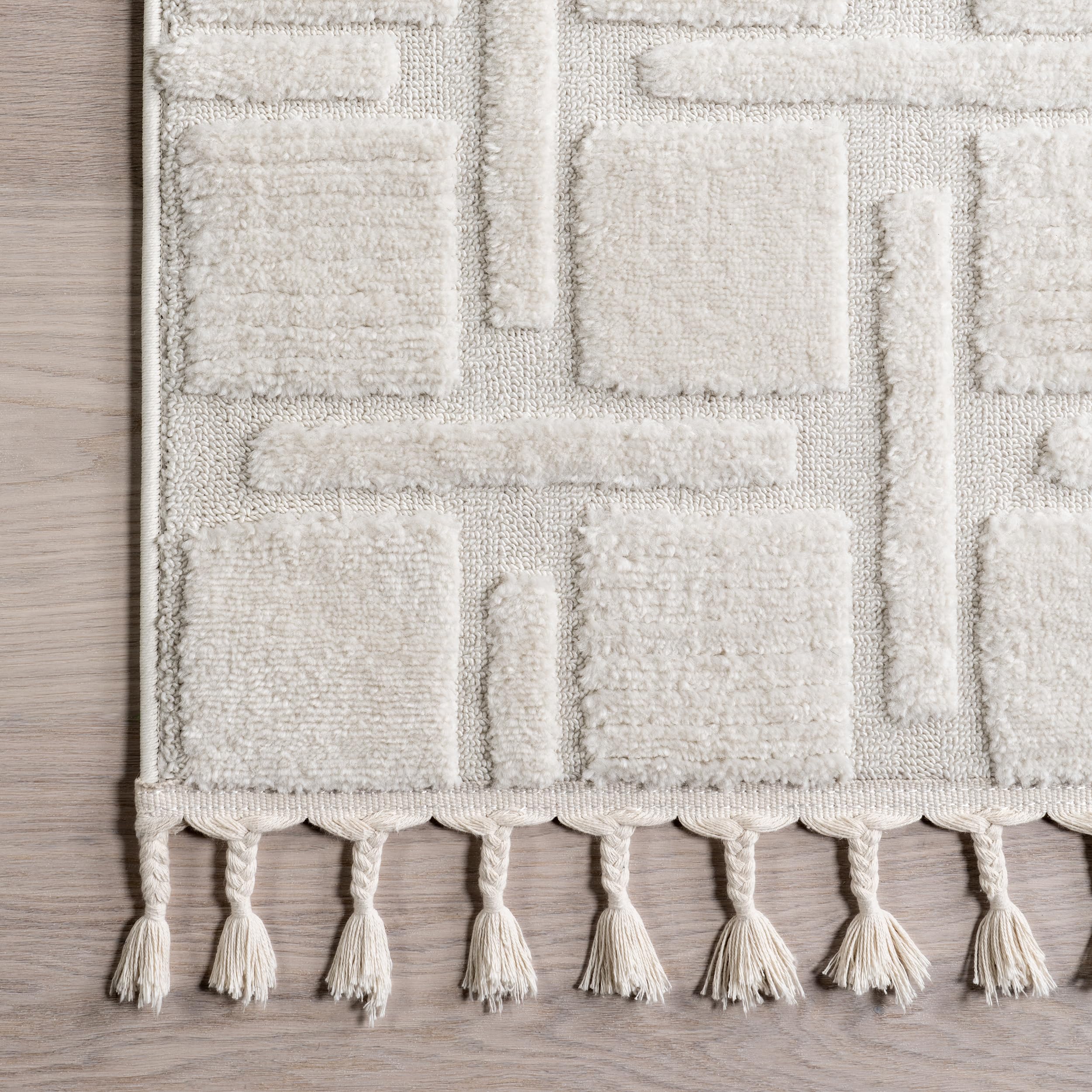 nuLOOM Alafia Geometric 7x9 Area Rug for Living Room Bedroom Dining Room Kitchen, Off White