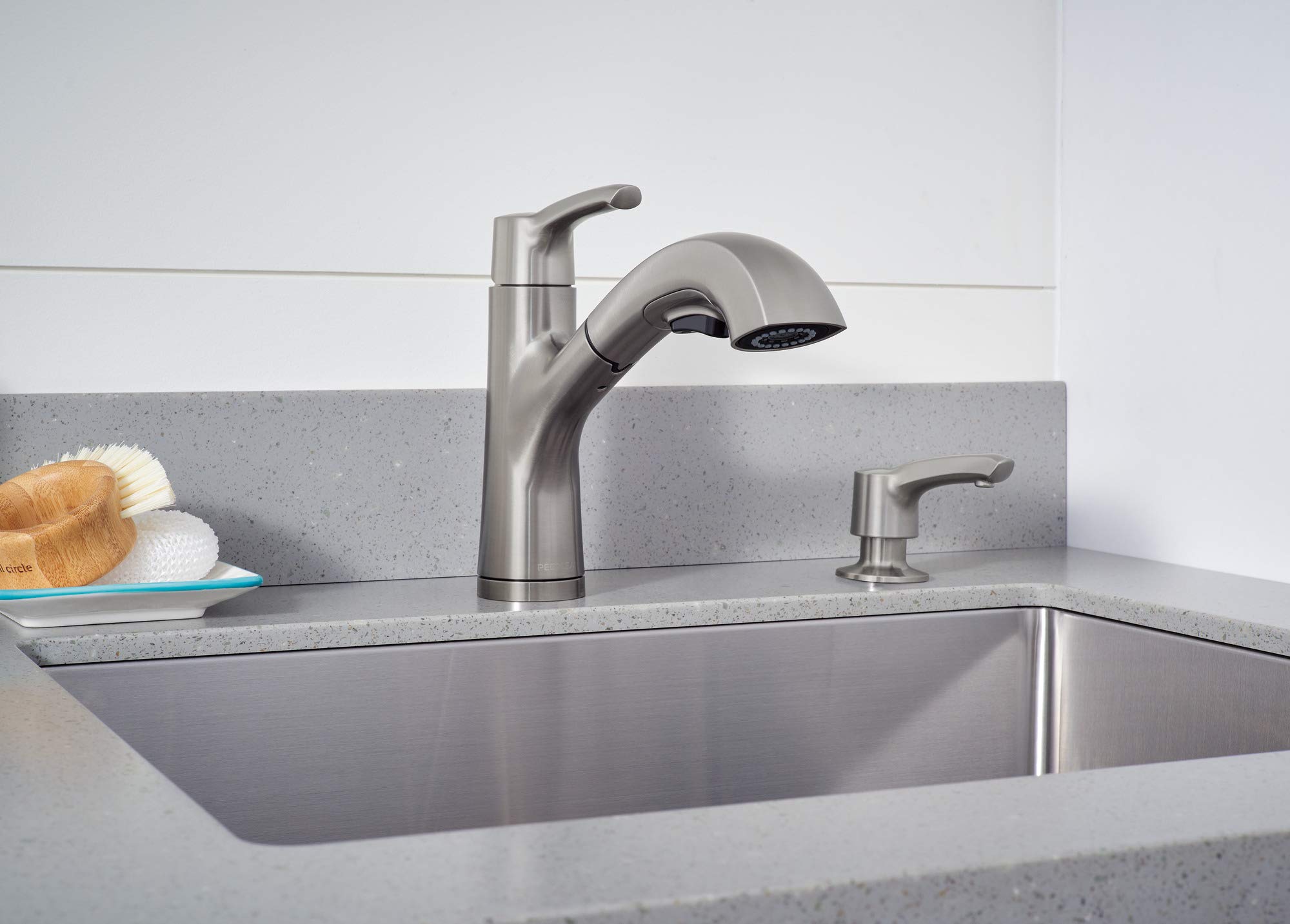Peerless P6935LF-SS Parkwood Single Handle Pullout Kitchen Faucet Pull-Out, Stainless