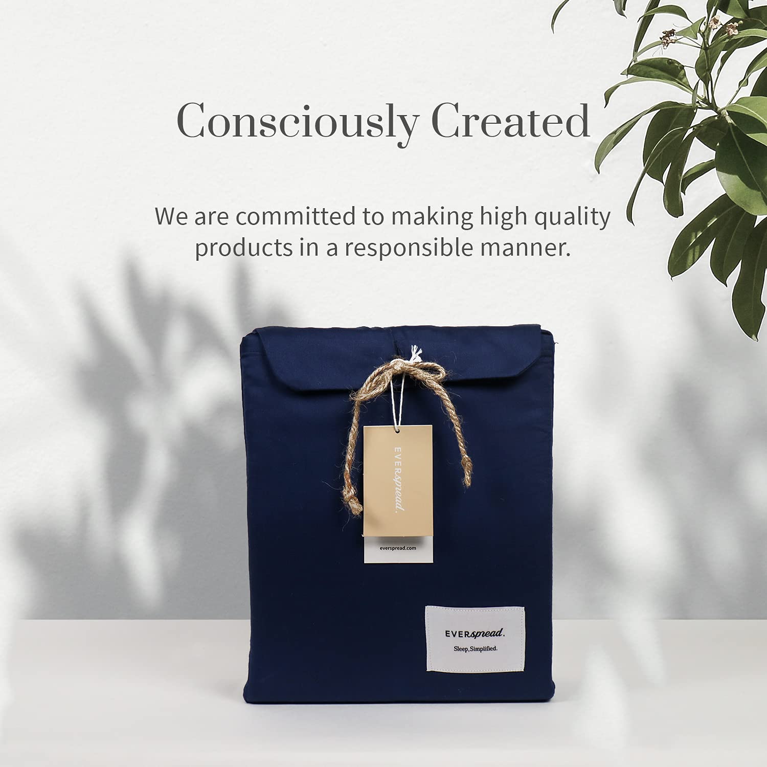 Everspread 300 Thread Count Cotton Bed Sheets (4 Piece Sheet Set) - Queen Size, Navy Blue. 100% Natural Long Staple Cotton Bedding, Ultra-Soft & Silky Sateen Weave. Fits Mattress up to 16 inches