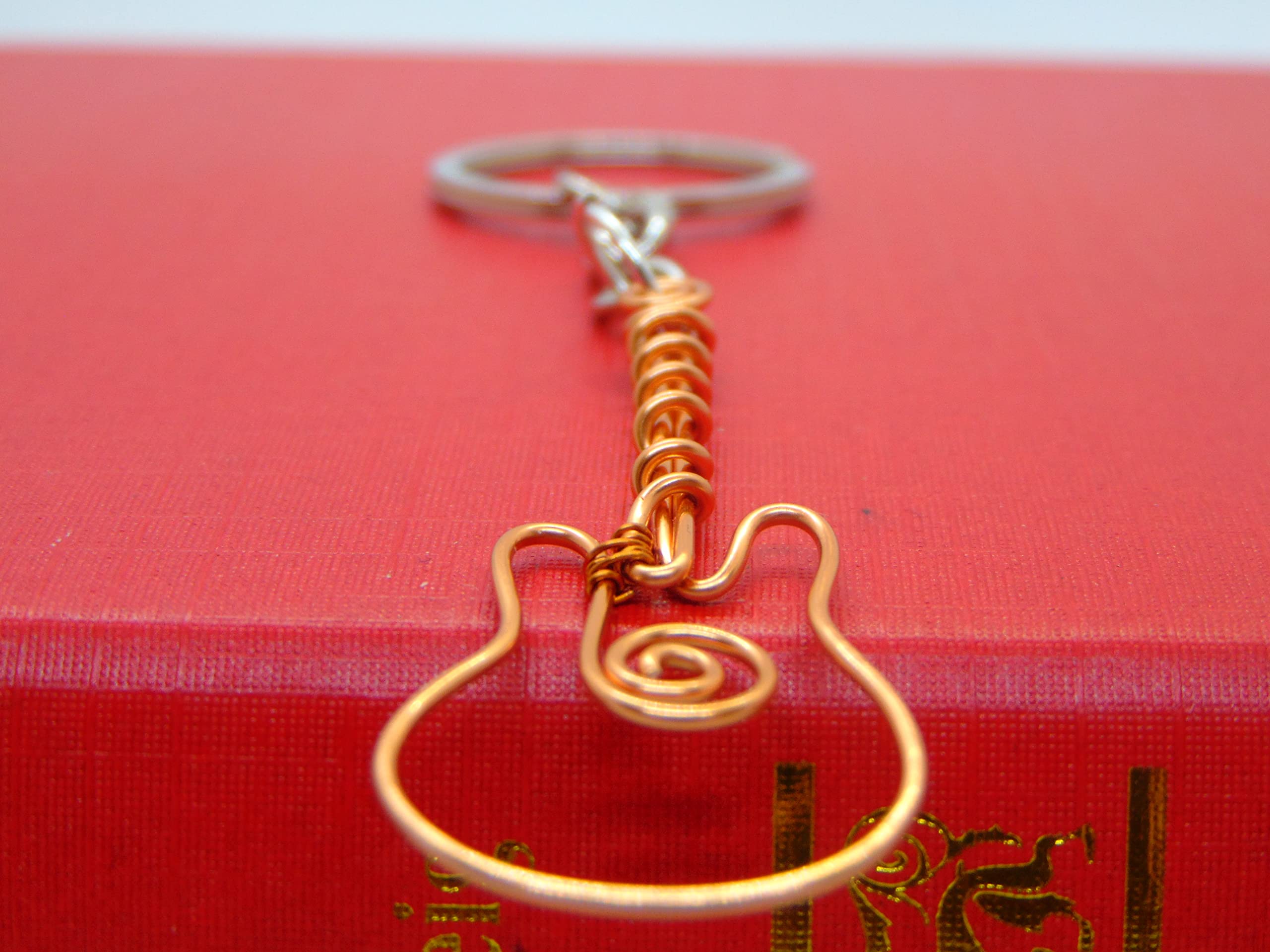 GREENHANDSHAKE Rabbit, Unique Copper Wire Keychain, KeyChains Women Men Keyring Gift Ideas, Bag Charm Key Chain for Handbag