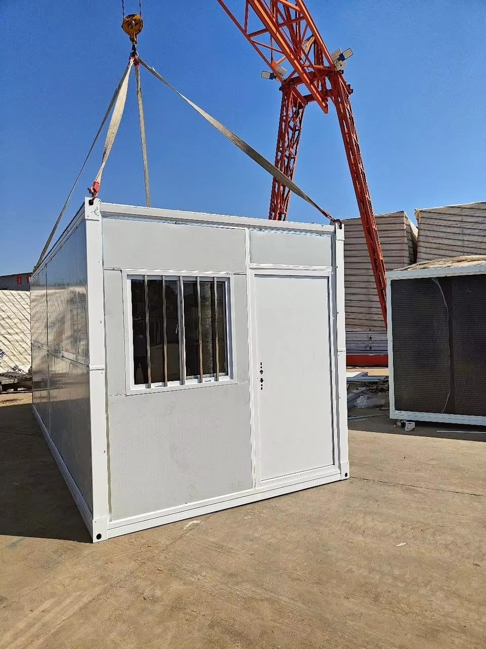 Miniature Modular Home, Lightweight Prefab House, Portable Tiny House, Micro Living Unit, 20ft 30ft 40ft for Garden Studios, Guest Houses, Mobile Clinics, Outdoor Events, Eco-Tourism Lodges