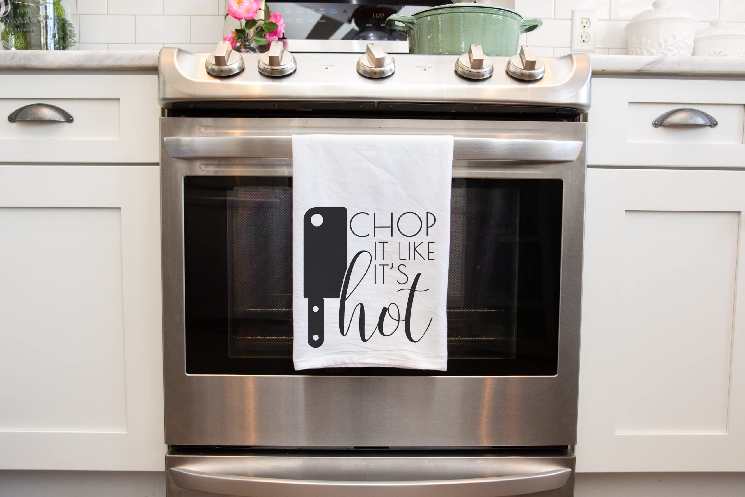 Handmade Funny Kitchen Towel - Chop It Like It's Hot Funny Hand Towel for Chef - 28x28 Inch Perfect for Chef Housewarming Christmas Mother’s Day Birthday Gift (Chop it like it's Hot)