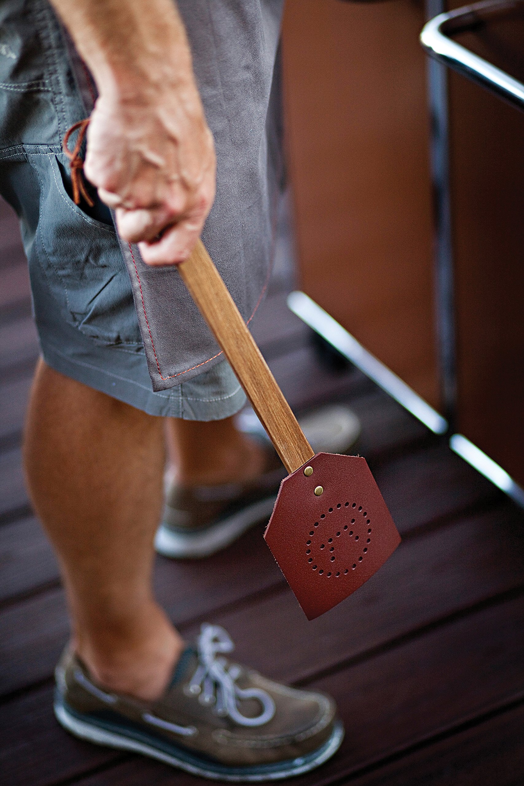 Outset 76616 Acacia Wood and Leather Amish-Style Fly Swatter, 17.5", Brown