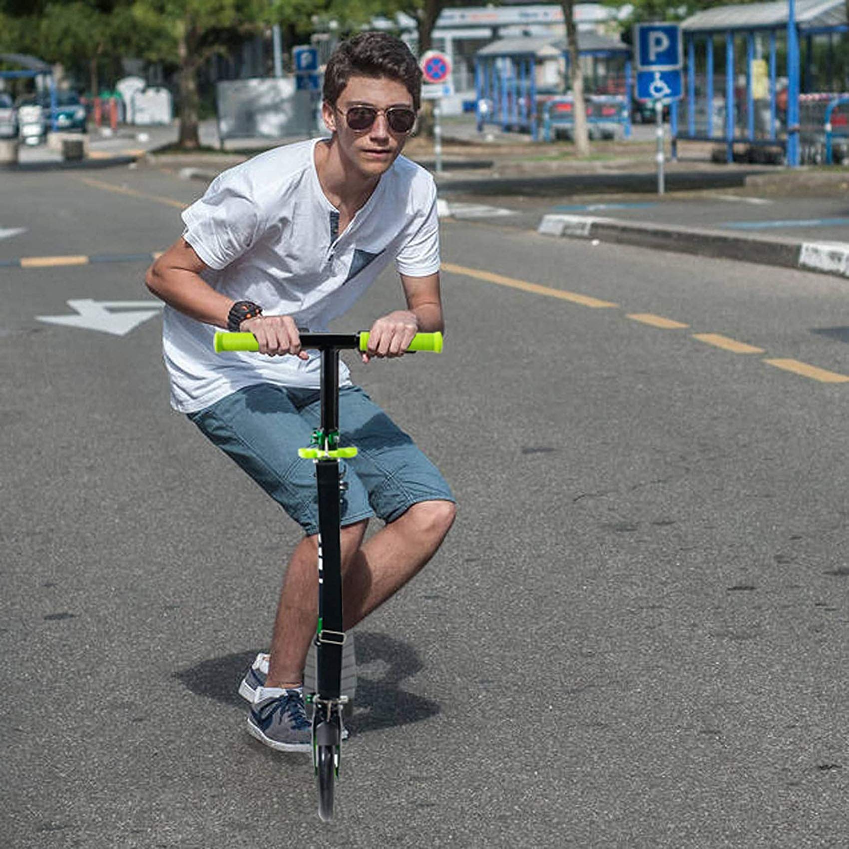 Geelife Scooters 2 Wheel Folding Kick Scooter for Adults Teens Youths Boys Girls (Green)