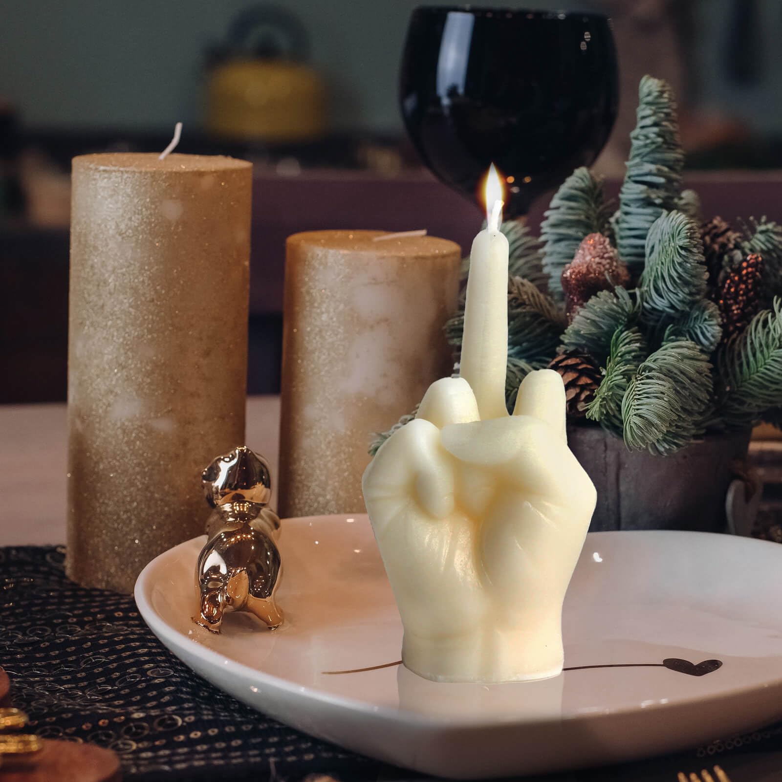 NIMONA Middle Finger Scented Candle, 2 Pcs Apartment Home Decor Aesthetic Soy Wax Hand Gesture Cute Candles, Desk Sculpture Decorations Gift for House, Bedroom and Home Room.