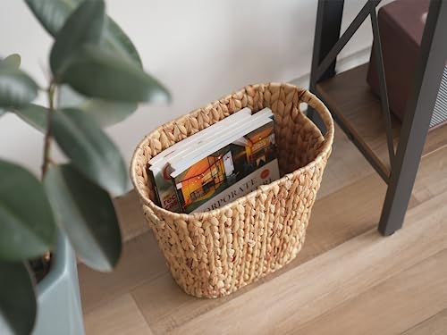 StorageWorks Wicker Waste Basket, Wicker Trash Basket with Built-in Handles, Handwoven Water Hyacinth Trash Can, Wicker Garbage Can for Bedroom, Bathroom, 1 Pack