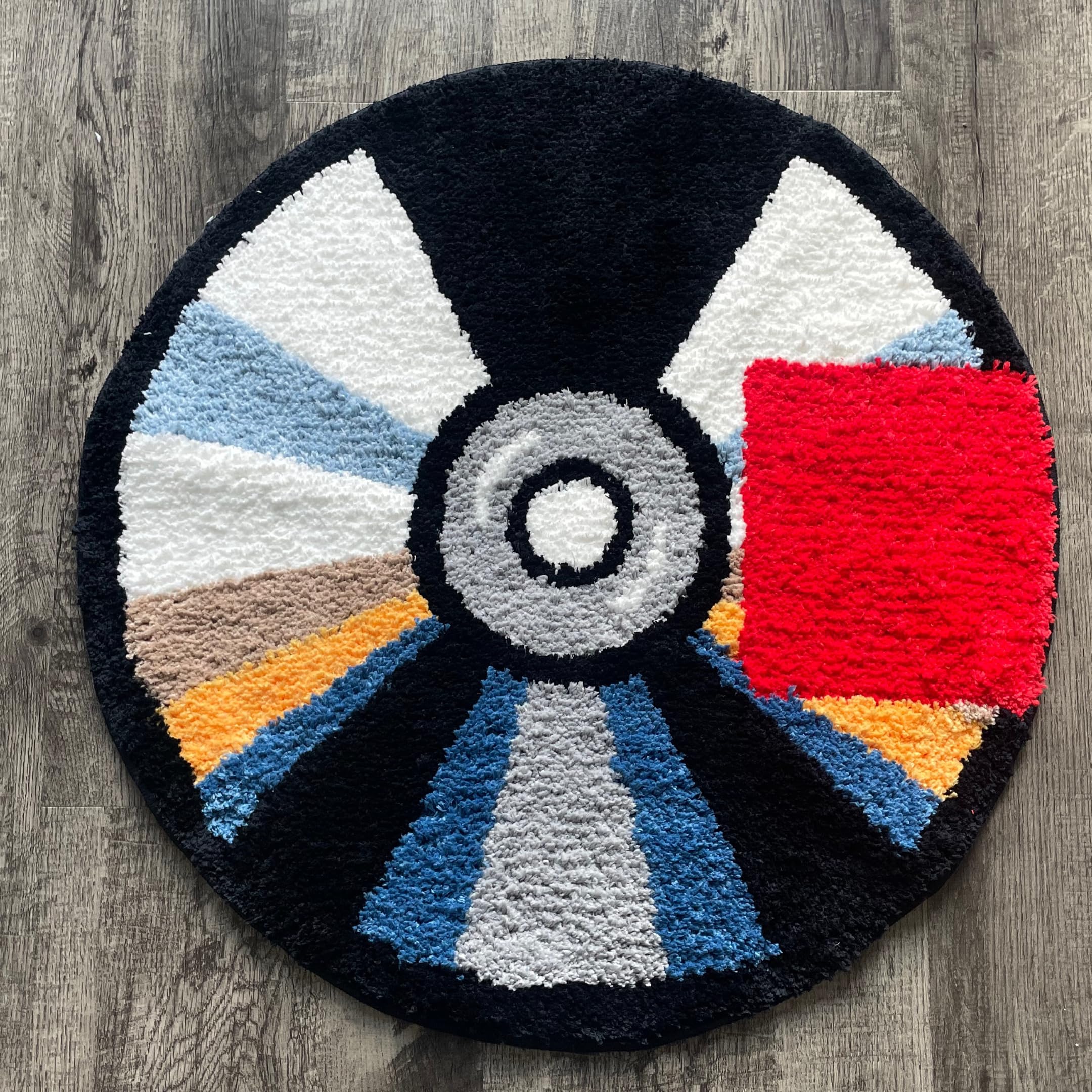 Luxape cd Rug - Hypebeast y2k Rug - Handmade Tufted Rug - Handmade & Premium- 28in (70cm) - Aesthetic Rug Decor - Preppy Room Decor - Designer Rugs Rug
