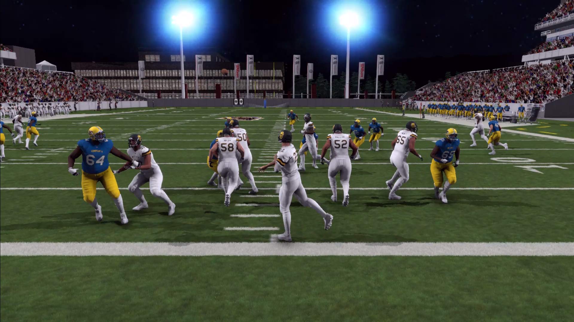 Doug Flutie's Maximum Football 2019 (Xb1) - Xbox One