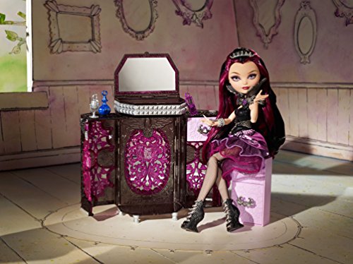 Ever After High Raven Queen's Jewelry Box