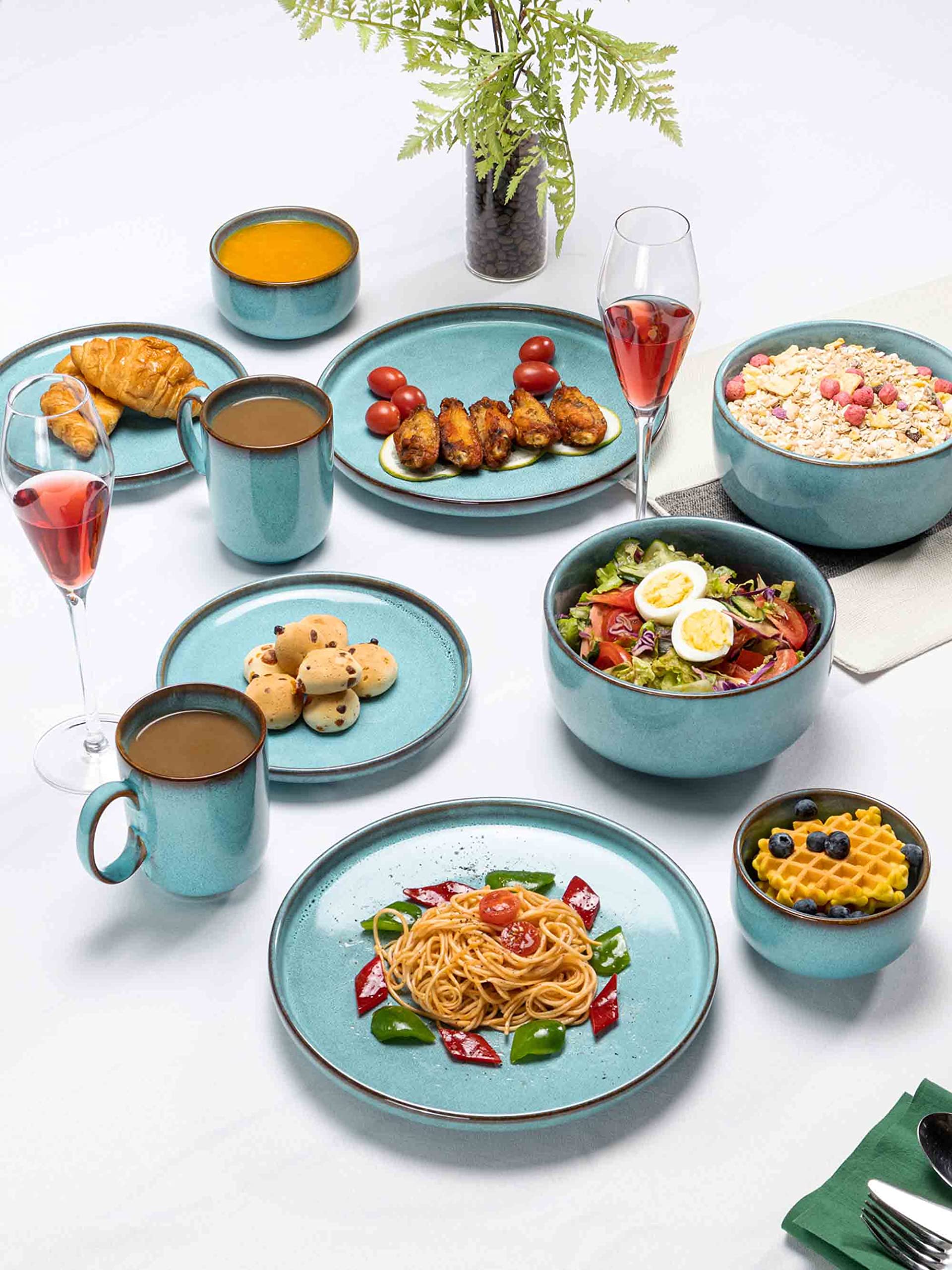 Henten Home Ceramic 10 inch Dinner Plates Set of 4 & 15 OZ Small Bowls Sets of 4 Oven, Microwave Dishwasher Safe