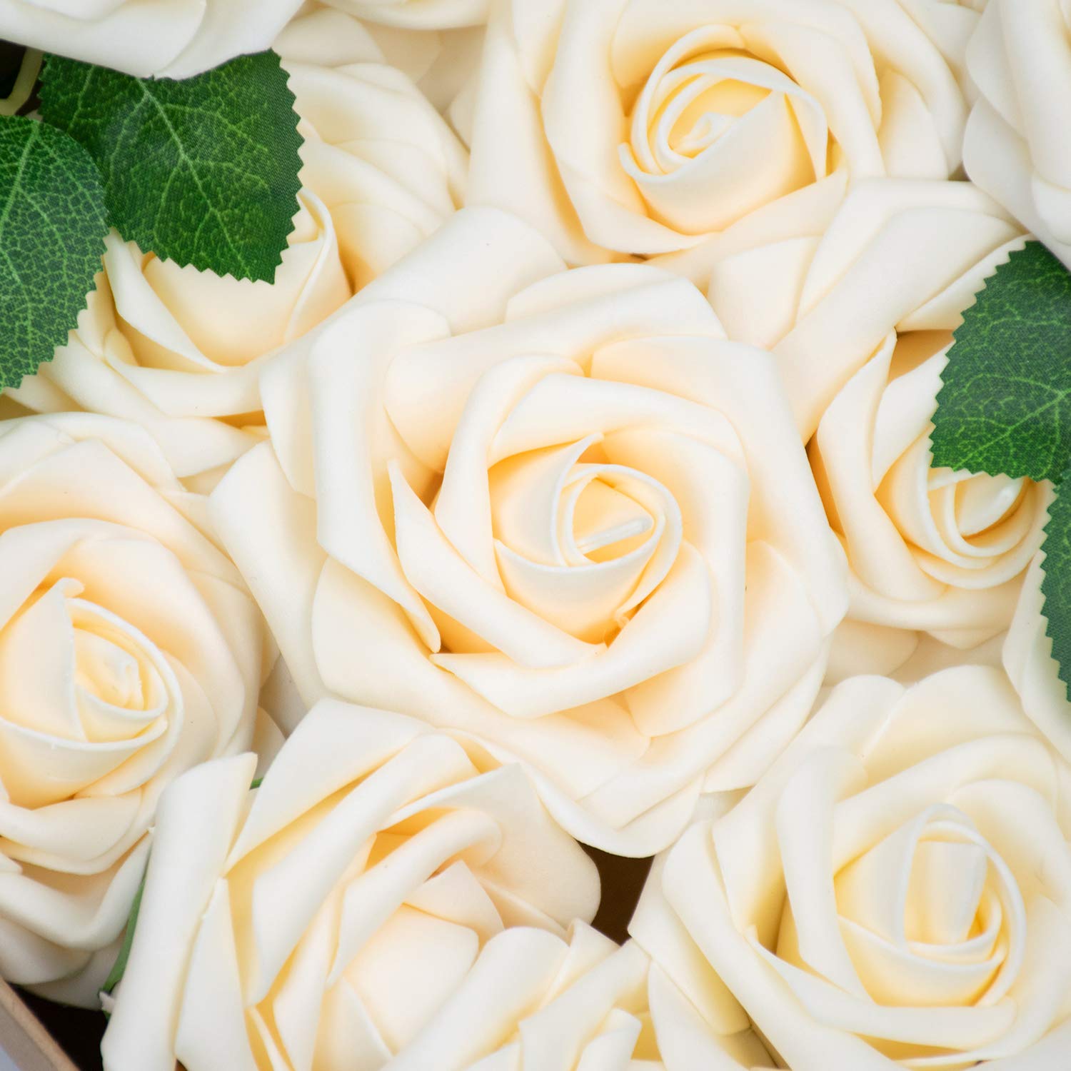 Foraineam 50pcs Artificial Roses Flower Real Looking Foam Rose Fake Flowers with Stem & Leaves for DIY Wedding Bouquets Centerpieces Party Home Decorations (Cream)