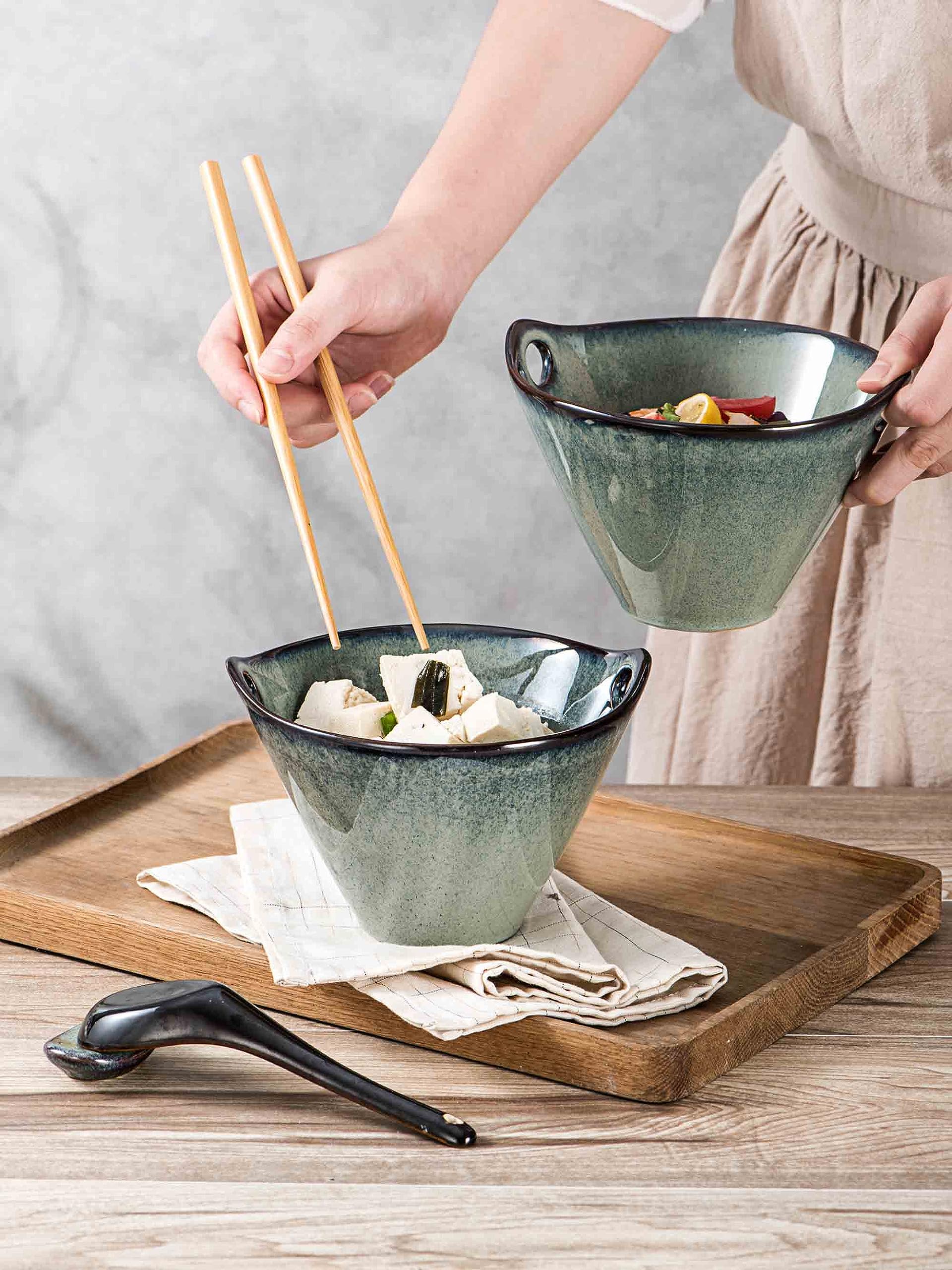 Henten Home 20 OZ Ramen Bowls Set, Ceramic Japanese Noodle Bowls Set of 2, Porcelain Deep Salad Bowl with Chopsticks for Udon, Reactive Glaze, Microwave Safe (Teal)