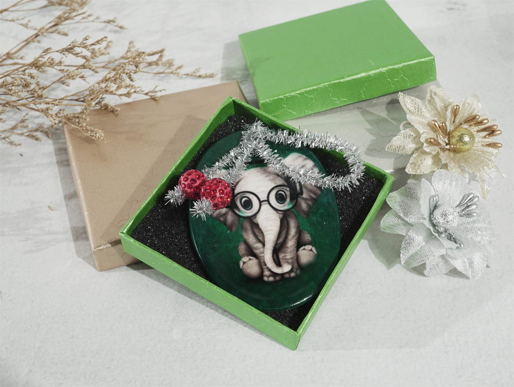 FQJNS Custom Fashion Personalized Oval Porcelain Ornaments Christmas Ornaments Home Decoration (Cute Elephant Pattern)