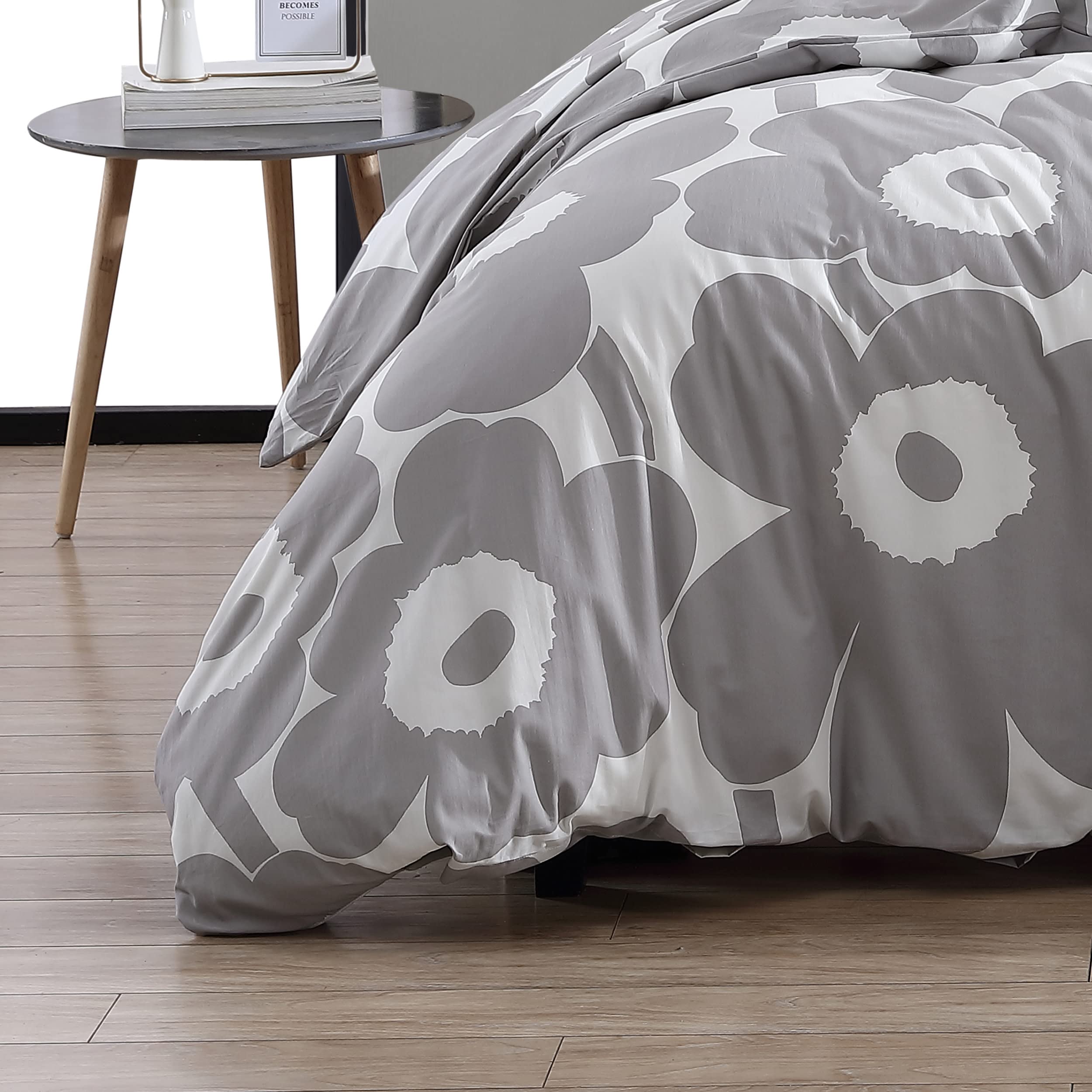 MARIMEKKO - Queen Comforter Set, Cotton Bedding with Matching Shams, Lightweight Home Decor for All Seasons (Unikko Grey, Queen)