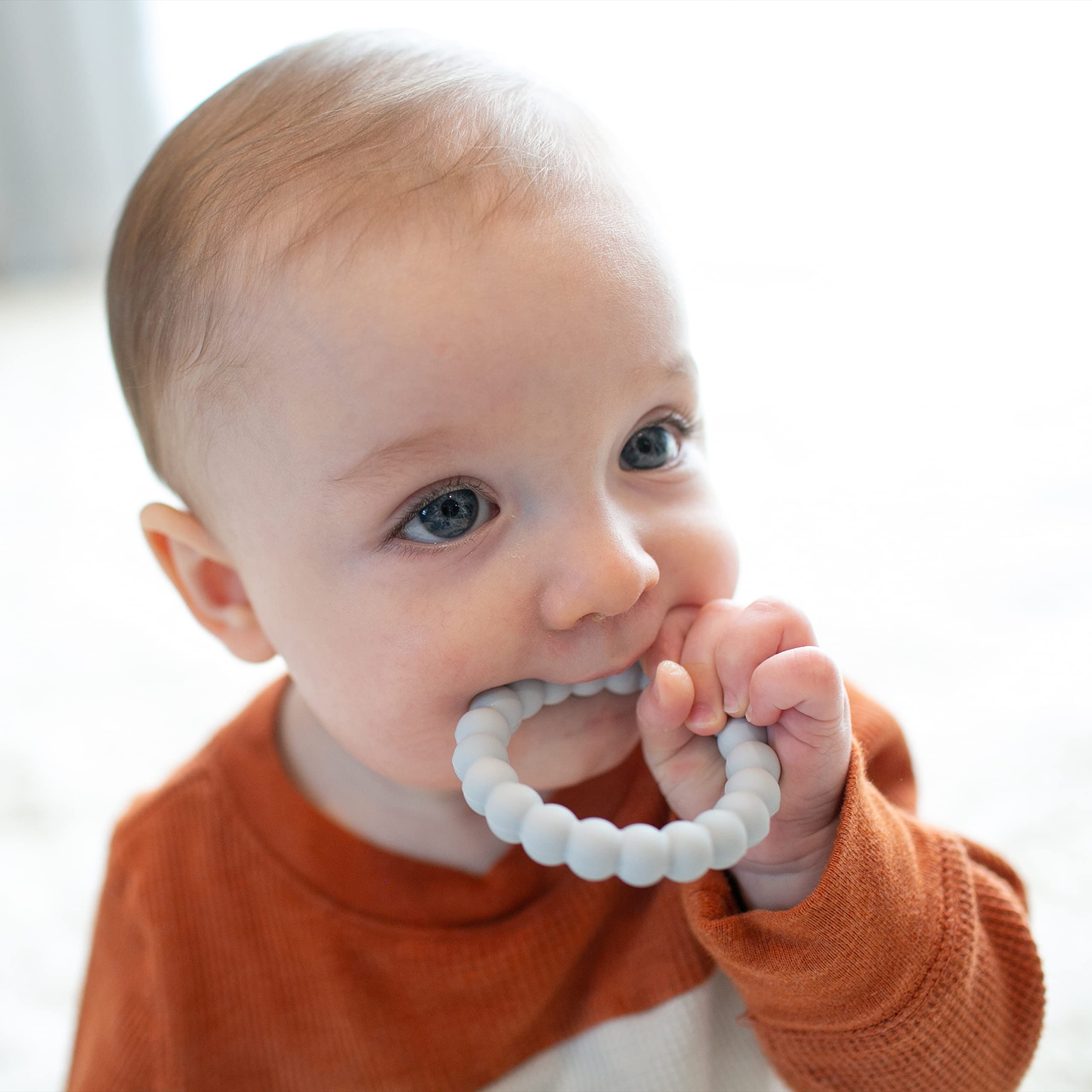 Dr. Brown's Flexees Ergonomic Teether, Pink
