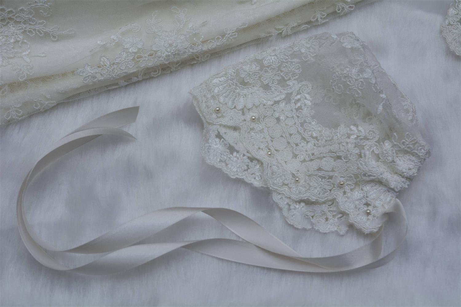 FAIOKAVER Christening Baptism Dresses Baby Girls Lovely Lapel Dresses with Bonnet White