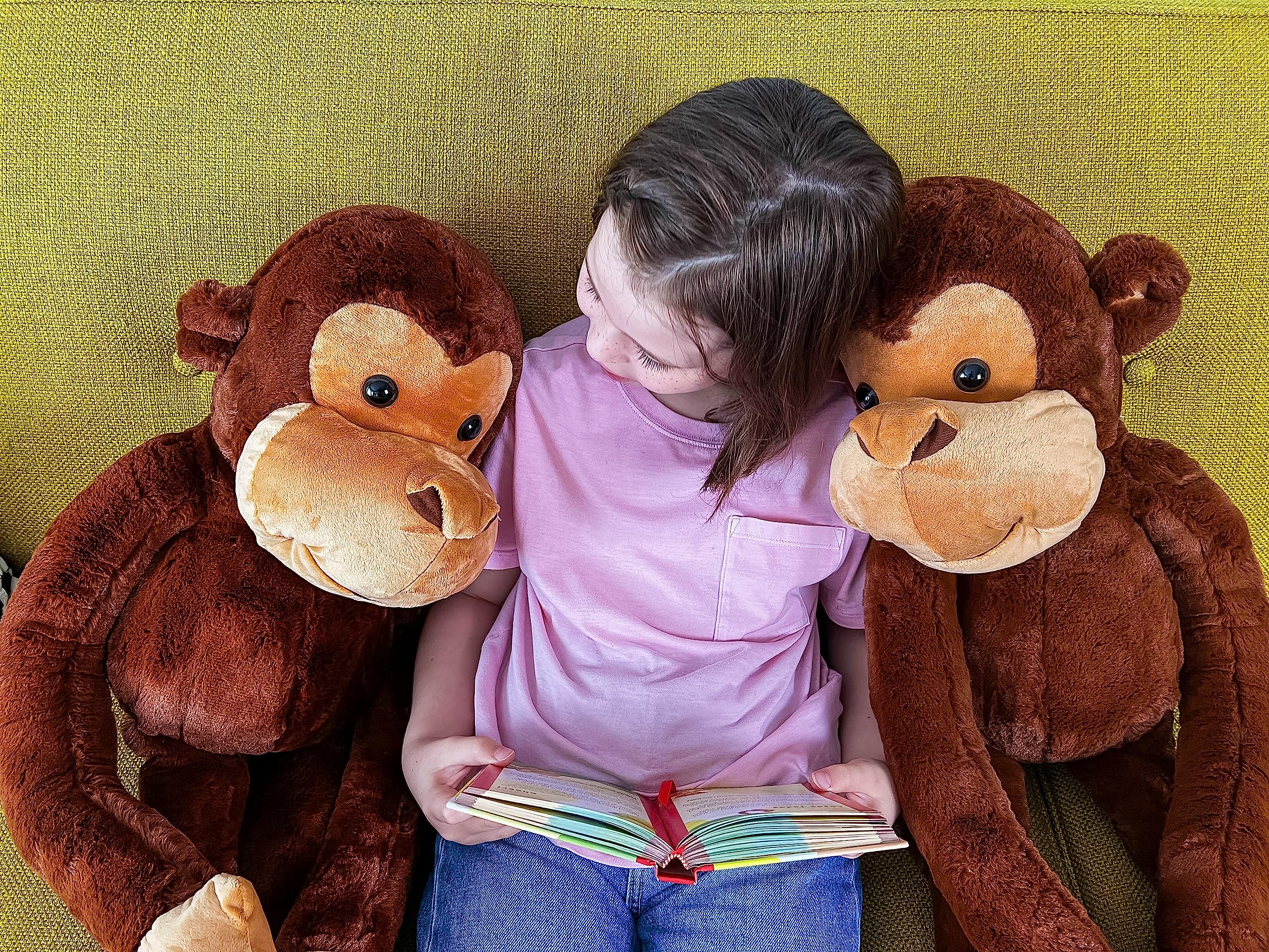 Giant 4ft Hanging Monkey Stuffed Toy - Ultra Soft, Connectable Hands & Feet, Perfect for Comfort & Decoration