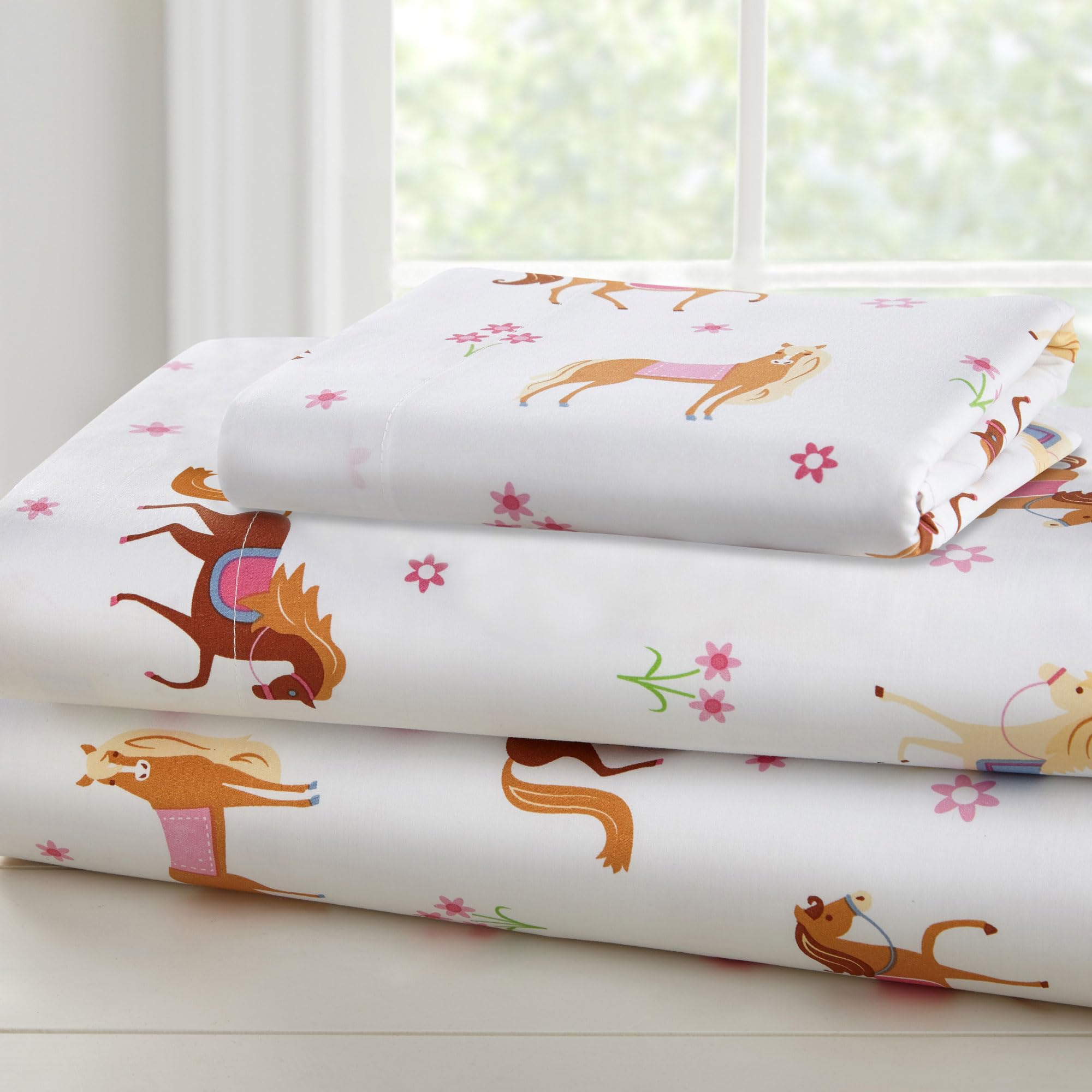 Wildkin Kids Microfiber Twin Sheet Set for Boys and Girls, Bedding Sheet Set Includes Top Sheet, Fitted Sheet, and One Standard Pillow Case (Horses)