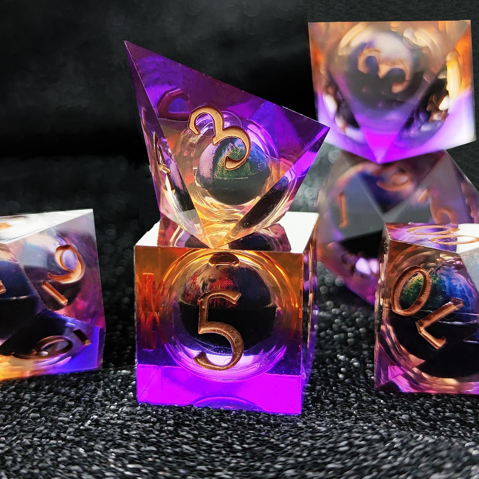 GIUADKXD DND Dice Set - Dice Board Game Polyhedron Liquid Dice DND Accessories MTG D20 Dice Set 100% Hand Sharp Dice Inclusions Liquid Core Dice Quicksand Ball Black Dice Set