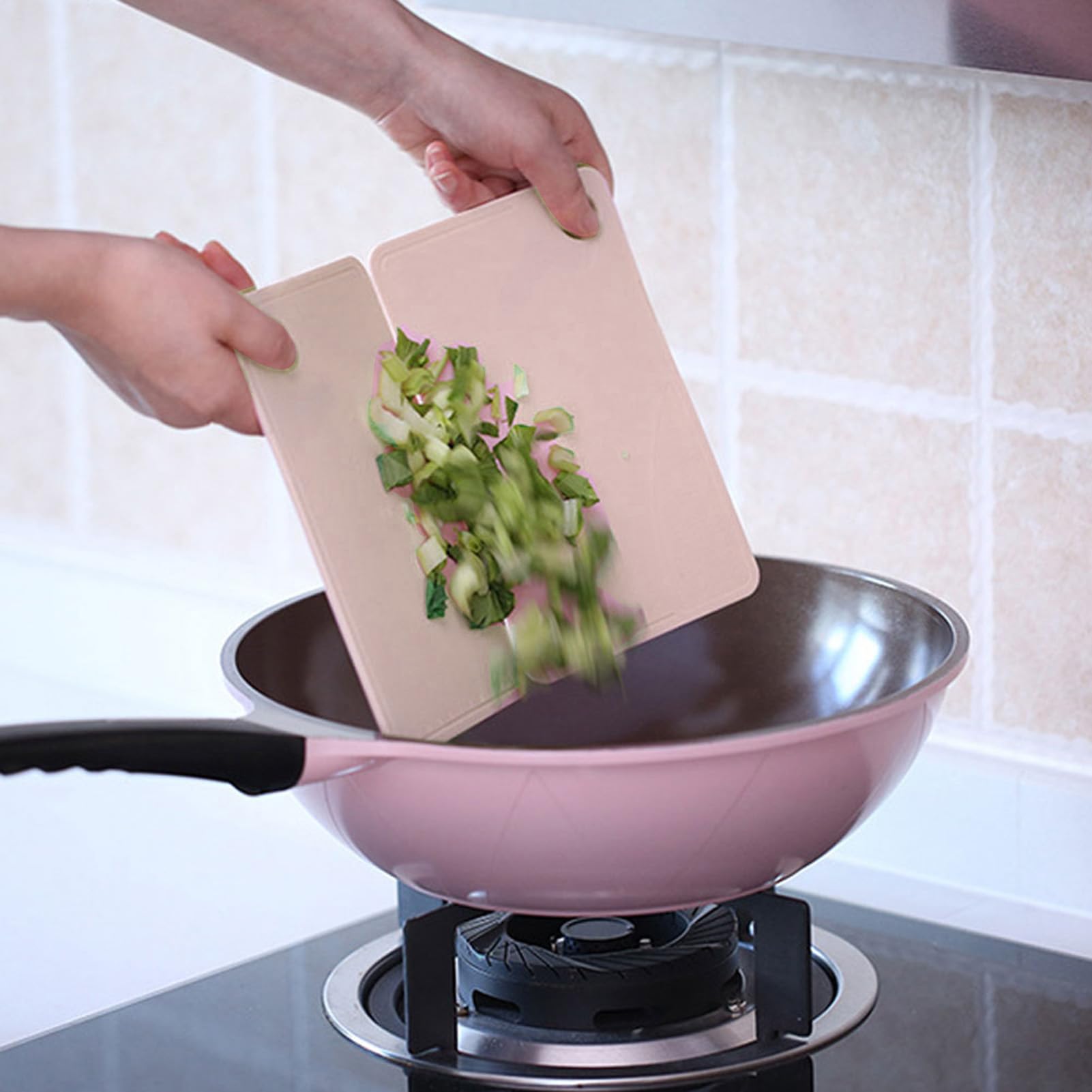 Japanese Folding Cutting Board Cutting Board Multifunctional Tourism Portable Anti-Skid Board Cut Fruits And Vegetables(Pink)