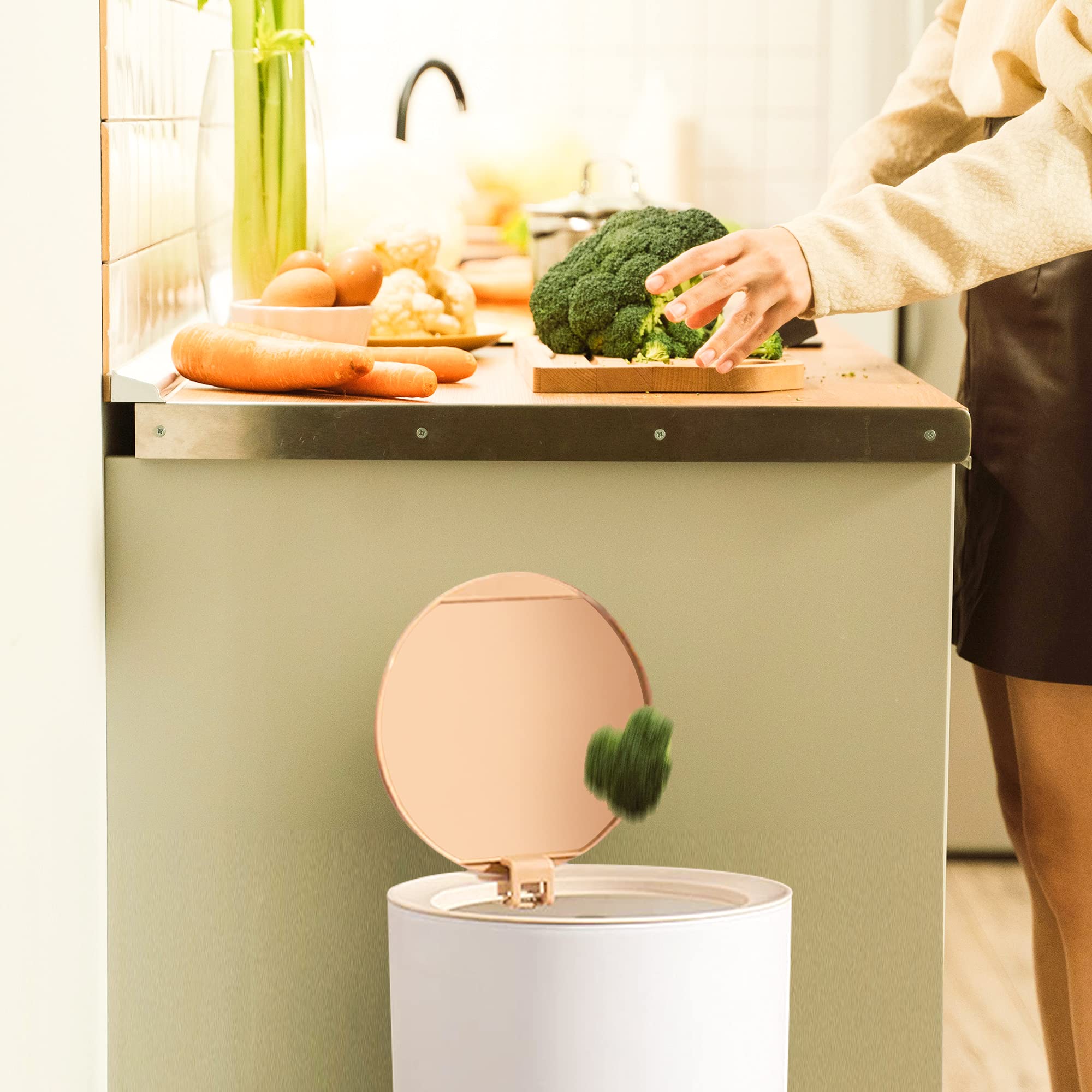 Trash can 1.8 Gallon,Dsektop garbage can 0.5 Gallon (2 Pieces) Mini Trash can with press top Lid, Nordic Modern waste basket, Office, Outdoor,Dog proof trash can(White)