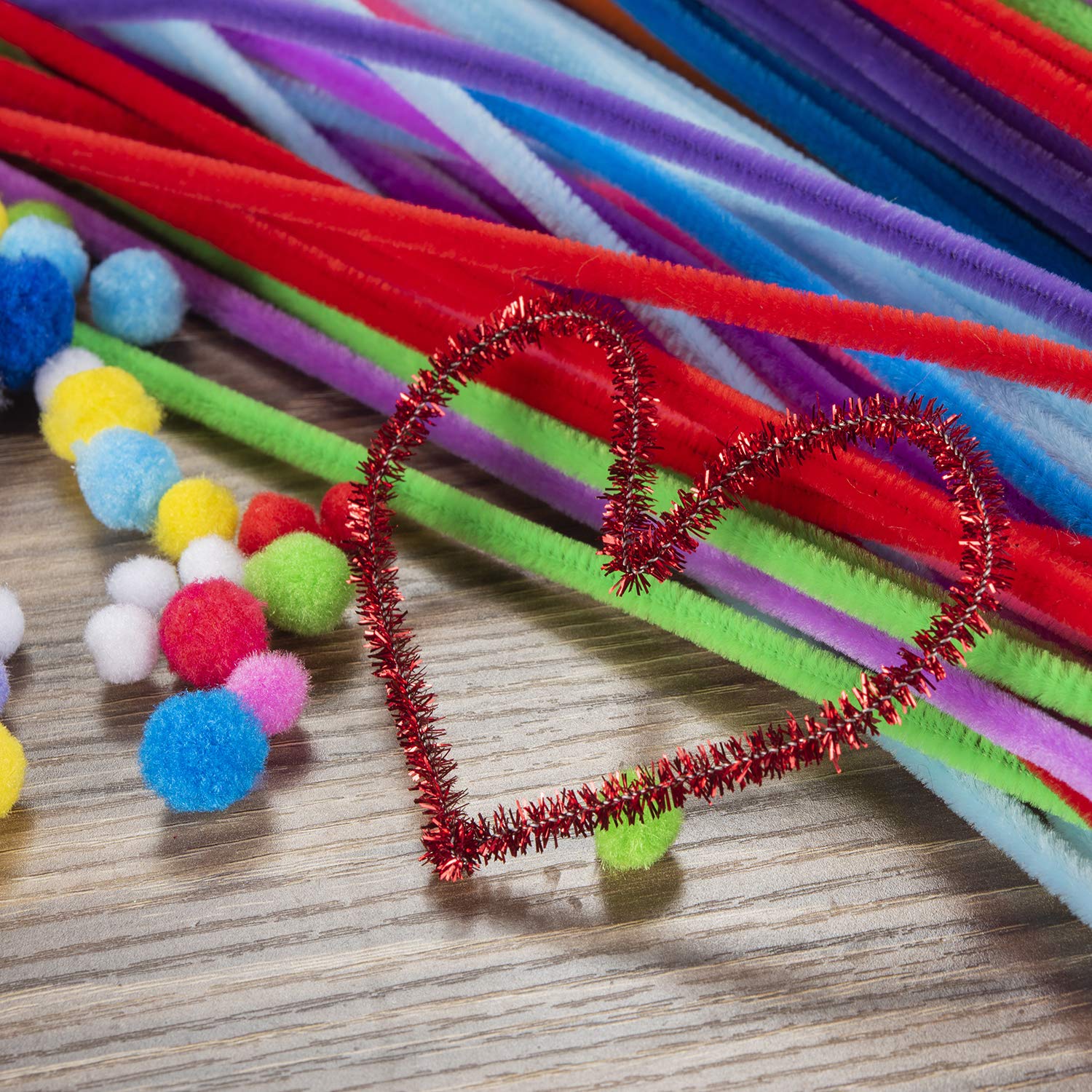EPIQUEONE 750-Piece Arts & Crafts Supply Set | Includes 150 Multicolor Pipe Cleaners, 300 Pom Poms & 300 Googly Eyes | Ideal for Use at Home & School for DIY Art & Craft Projects, Decoration & More
